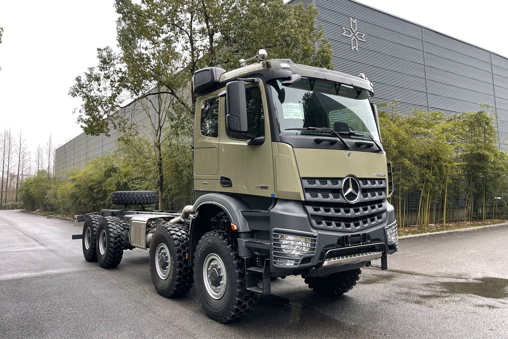 ARMADILLO Conquistador Loft(Benz Arocs 8x8) - 2018 - 阿莫迪罗【官网】