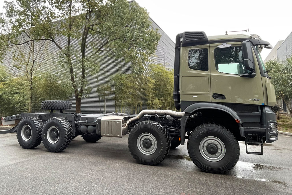 ARMADILLO Conquistador Loft(Benz Arocs 8x8) - 2018 - 阿莫迪罗【官网】