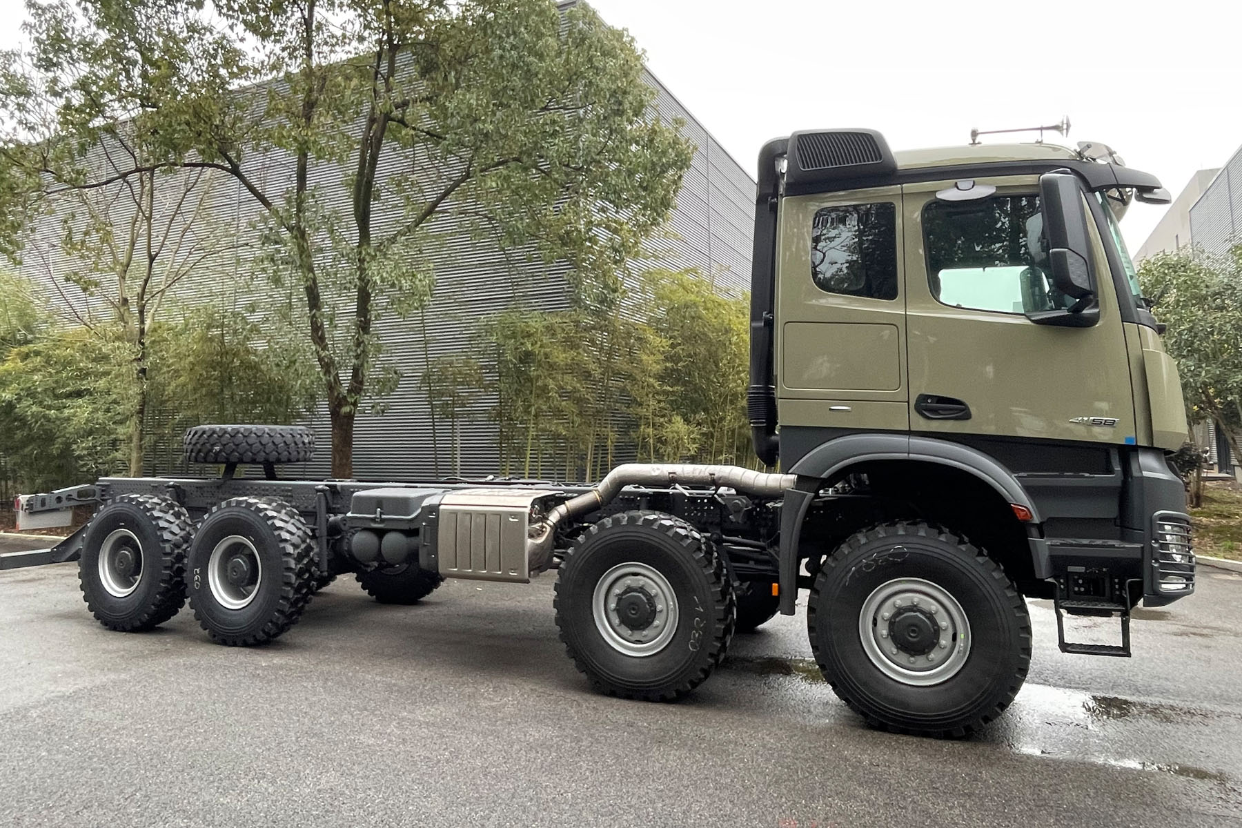 ARMADILLO Conquistador Loft(Benz Arocs 8x8) - 2018 - 阿莫迪罗【官网】