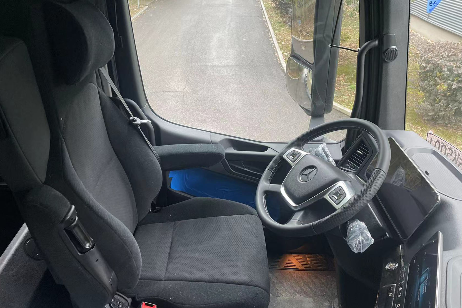 ARMADILLO Conquistador Loft(Benz Arocs 8x8) - 2018 - 阿莫迪罗【官网】