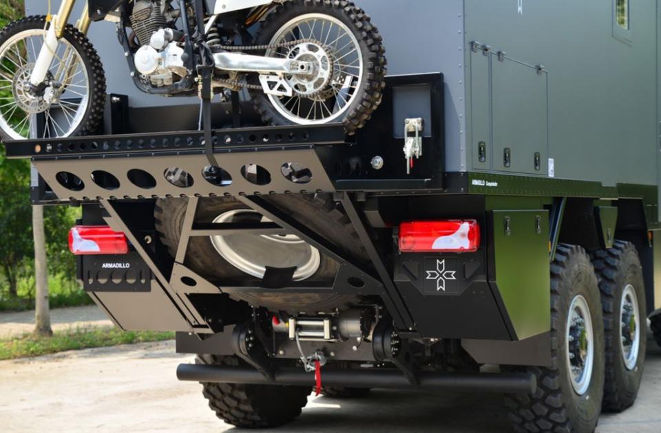 Conquistador F - 2022 - ARMADILLO