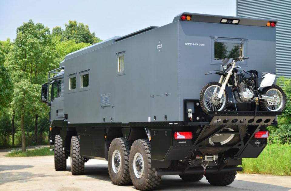 Conquistador F - 2022 - ARMADILLO